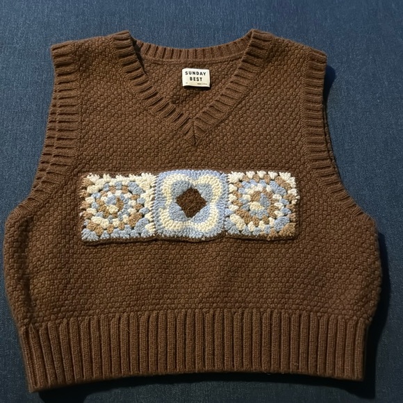 Sunday Best | Sweaters | Aritzia Sunday Best Sweater Vest | Poshmark